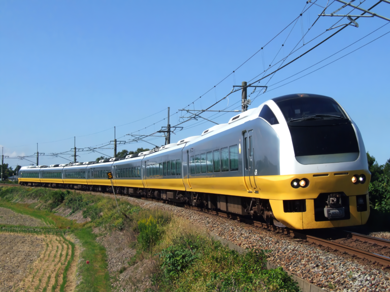 【鉄レポ2013/10/10】新潟遠征！特急「いなほ」やE653系試運転を撮影📸 | 東京きた鉄道