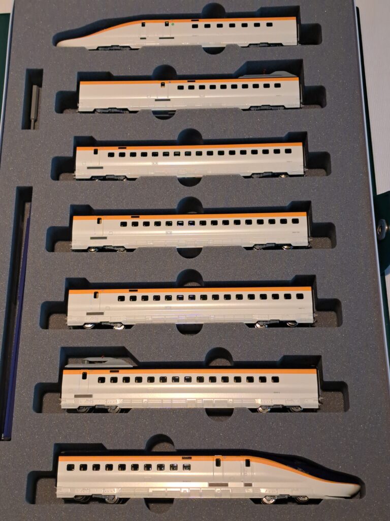 【Nゲージ】KATO・E8系「つばさ」を導入♪🚄 カッコ良すぎる！ | 東京きた鉄道